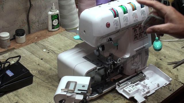 ОВЕРЛОК "КОМФОРТ-500. Бюджетный аналог 4-х ниточного ЯГУАРА 068. Ремонт. Часть №1.