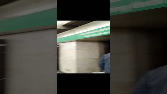 И снова катание на горизонтальном лифте.mp4