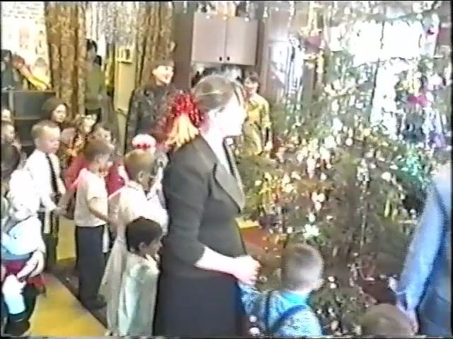 2004_12_27 Елка в ДС