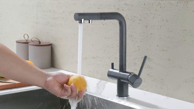 Смеситель под фильтр с выдвижным изливом SERPENTINE в цвете графит Se213222-DG