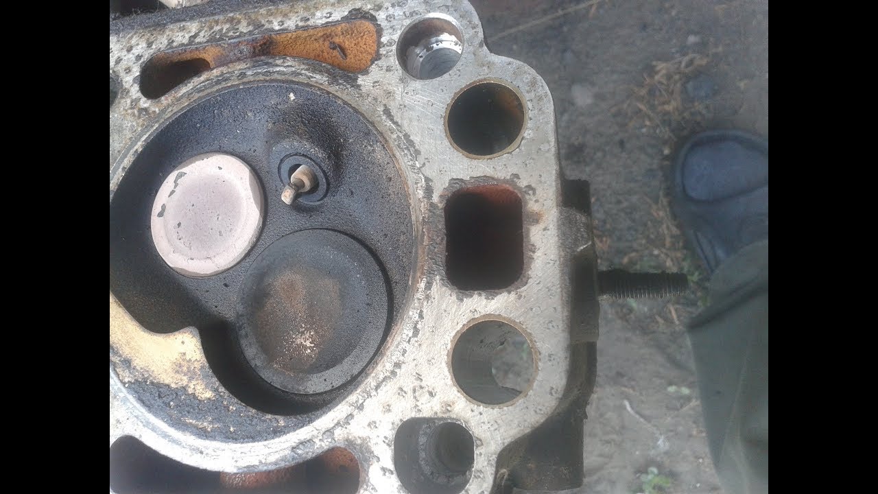 Замена прокладки ГБЦ. Opel 1.6л. Пробило прокладку.