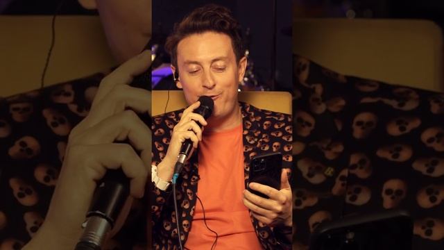 СТАС ЯРУШИН в шоу ПЛОХИЕ ПЕСНИ! Slowslowcow #shorts