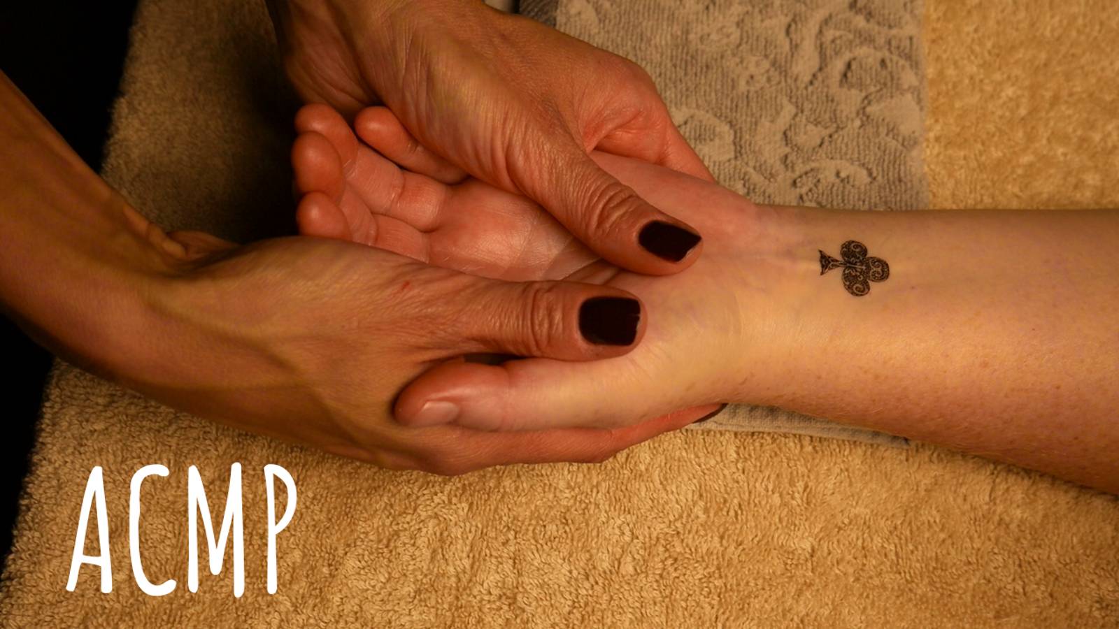 АСМР  - засыпай под расслабляющий массаж рук