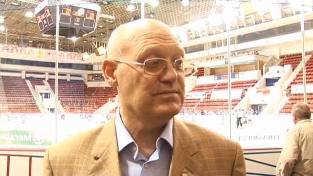 Владимир Петров