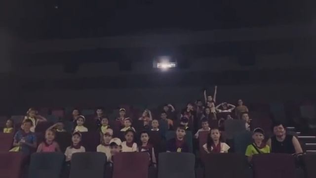 Наш последний визит в кино в первой смене!