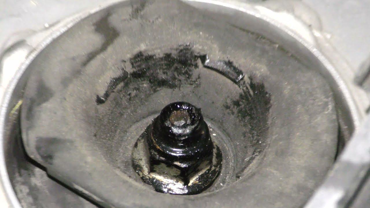 Nissan Leaf Защита штока амортизатора от влаги