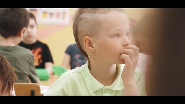 ХУДОЖЕСТВЕННЫЙ УРОК из фильма Жизнь в 11 дет.садике.mp4