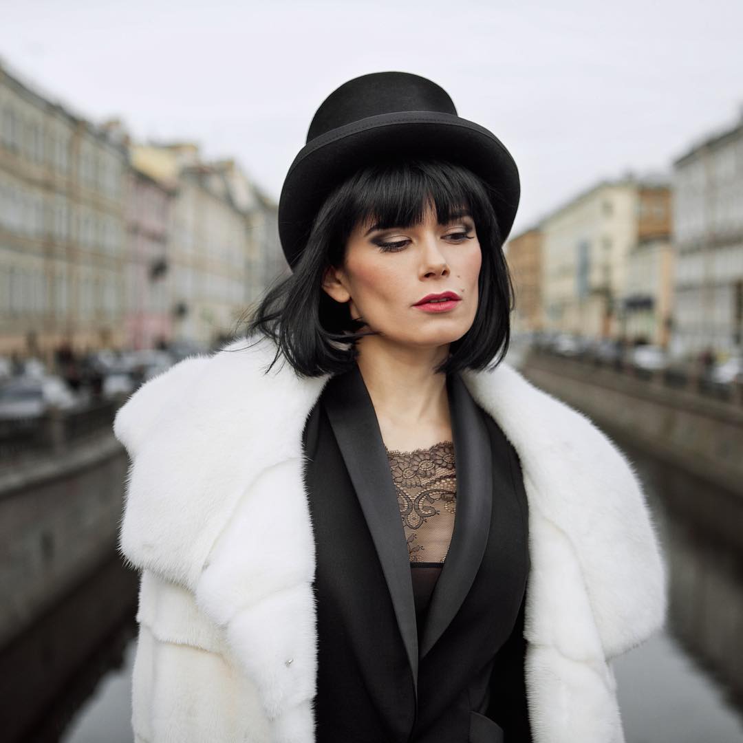 ПрОчТи сТиХи под МуЗыКу - Сола Монова - КОПИЛКА ( Мужская версия )) - KaRaOKe #VerticalVideoChe