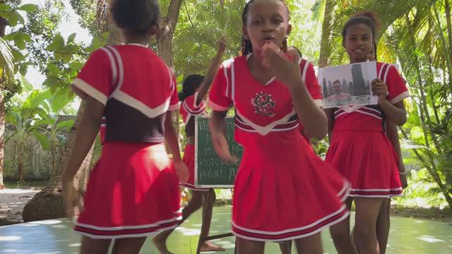 Красотки поздравляют !