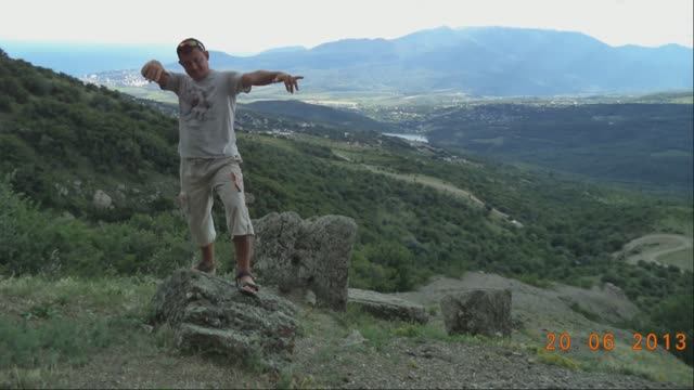 КРЫМ 2013. Гора ДЕМЕРДЖИ. ДОЛИНА ПРИВИДЕНИЙ.