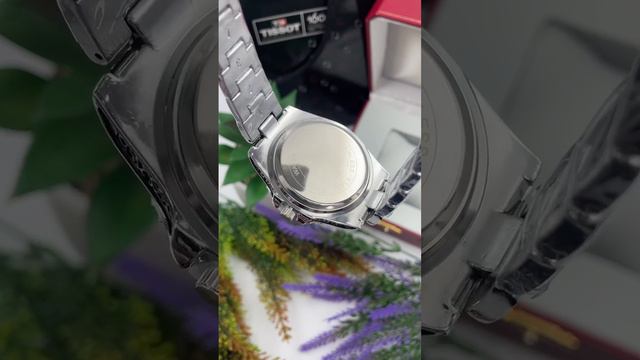 Rolex с узорным корпусом синий циферблат