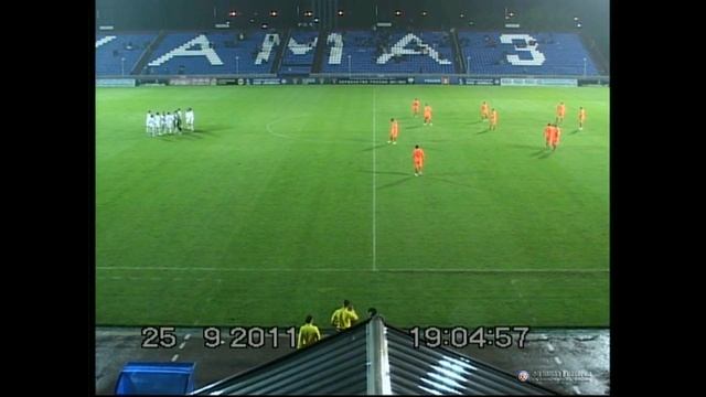 «КАМАЗ» (Набережные Челны) - «Урал» 0:1. ФНЛ. 25 сентября 2011 г.