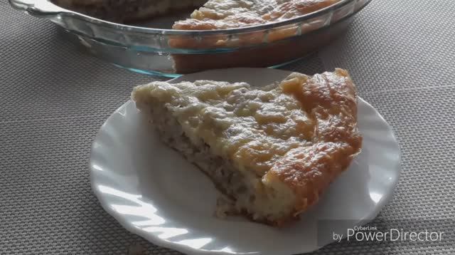 Заливной пирог с рисом и рыбными консервами