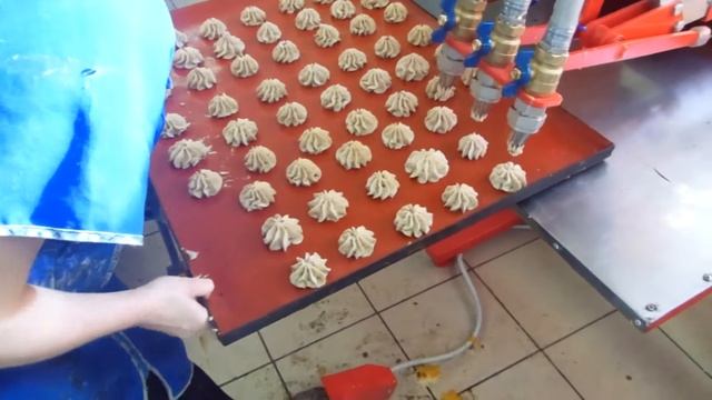 Отсадочная машина MB-120. Производство кексов и морковного печенья..mkv