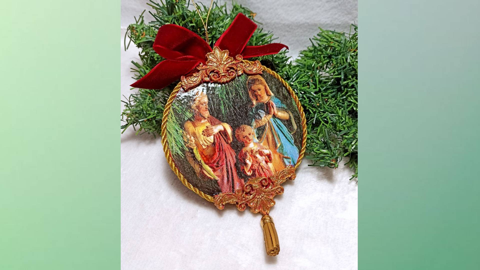 Подвески на елку с христианским мотивом