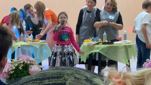 Лада Арчакова. Песня «Брадобрей»