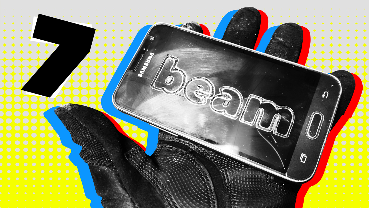 Прожигание предметов лазером - опасные эксперименты | Shorts подборка