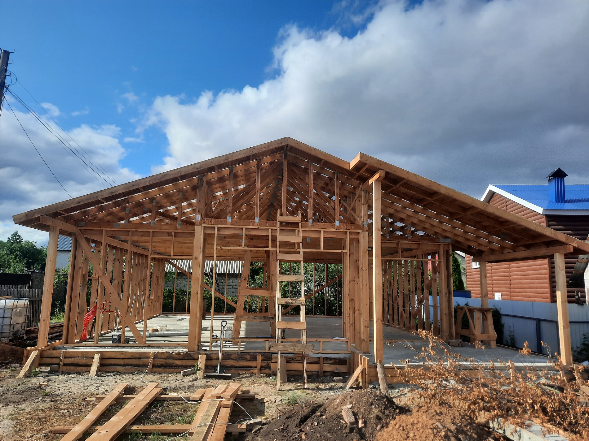 Монтаж фундамента, теплого пола, каркасов и ферм. Дом 120 кв.м. в п.Алексеевка Самарской области.