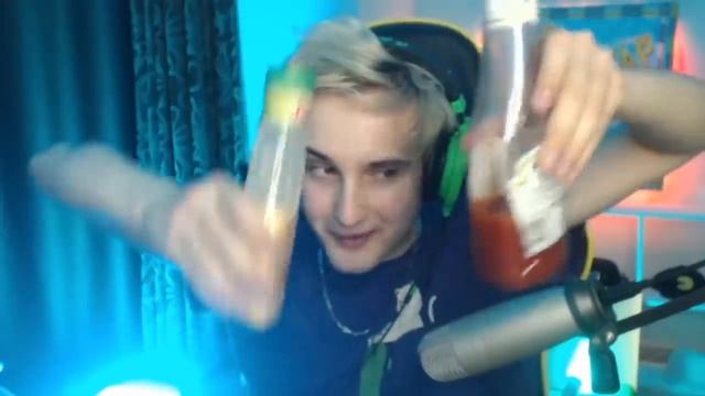 Данкар_САМОЛАЙК_prod._Капуста__j4N3h55g4bQ_136.mp4