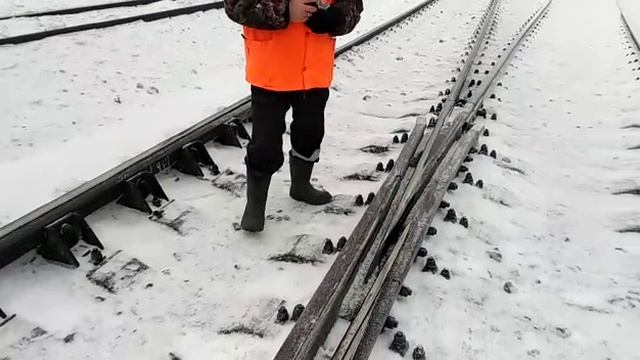 Промер критического расстояния между контррельсом и сердечником