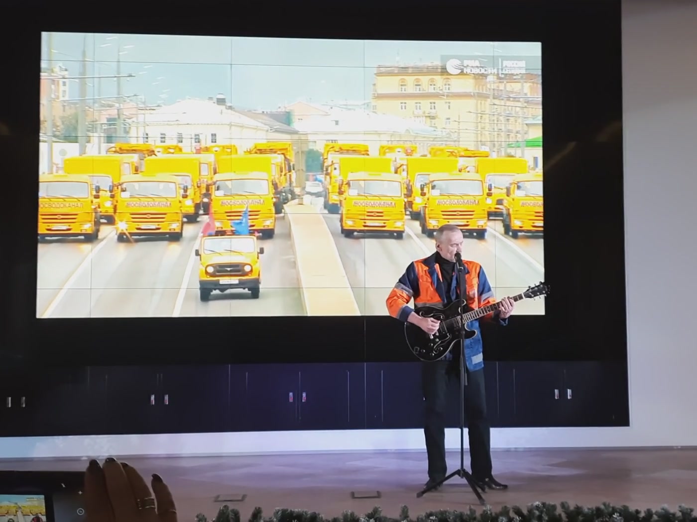 🇮🇹 🇷🇺 Отличная шофёрская песня