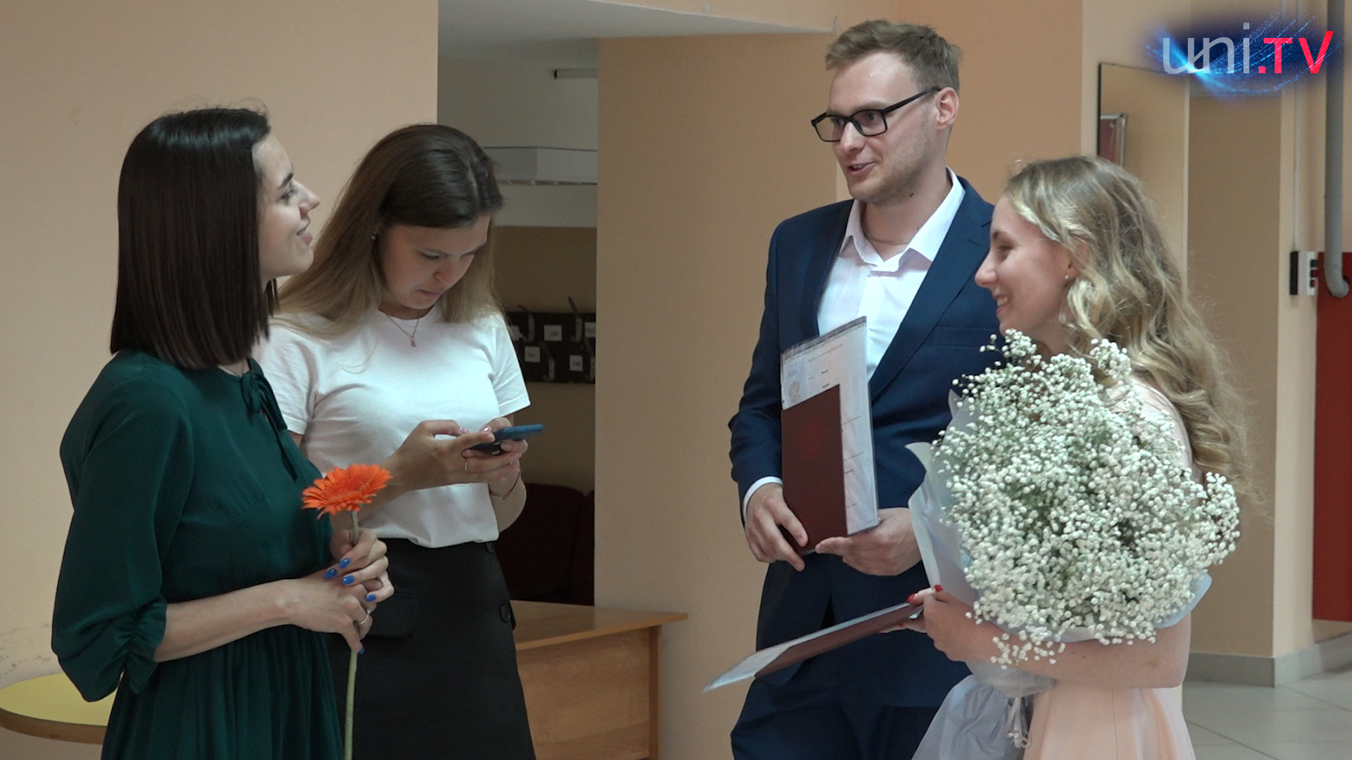 БОЛЕЕ 300 ВЫПУСКНИКОВ ИСАУ ПОЛУЧИЛИ ДИПЛОМЫ О ВЫСШЕМ ОБРАЗОВАНИИ