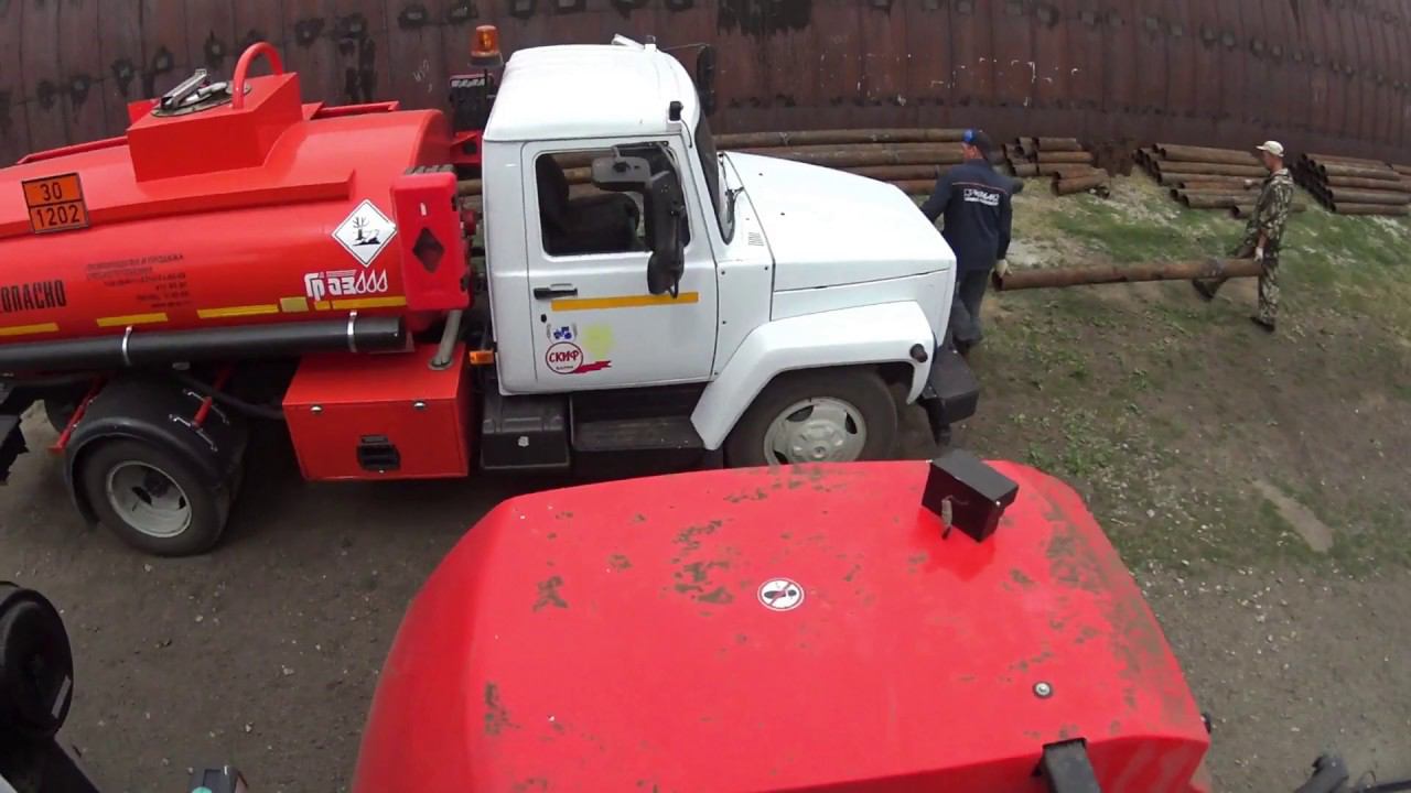 Трактор К 742 МСт и БДТ 6ПР.  Пары.  Установка подножки на заднее крыло! (Сезон 2020)