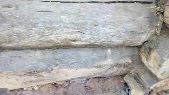 Замена бревна из нижнего венца на брус