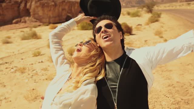 Enrico Colonna & Natalia Valevskaya - Aurora Dreams [Official video]