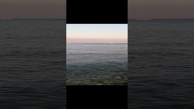 Геленджик - Тонкий мыс - закат на пляже