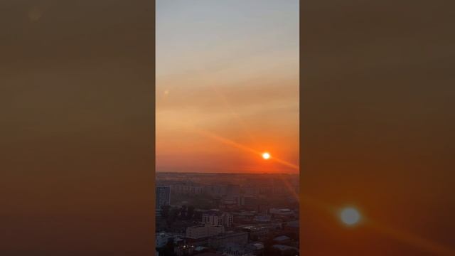 Рассвет в Челябинске на высоте птичьего полёта. На высоте 111 метров.