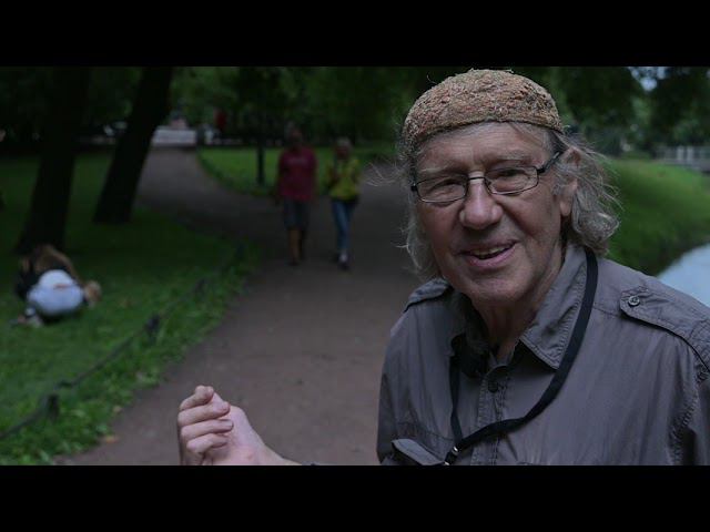 ...фрагмент с ... собакой