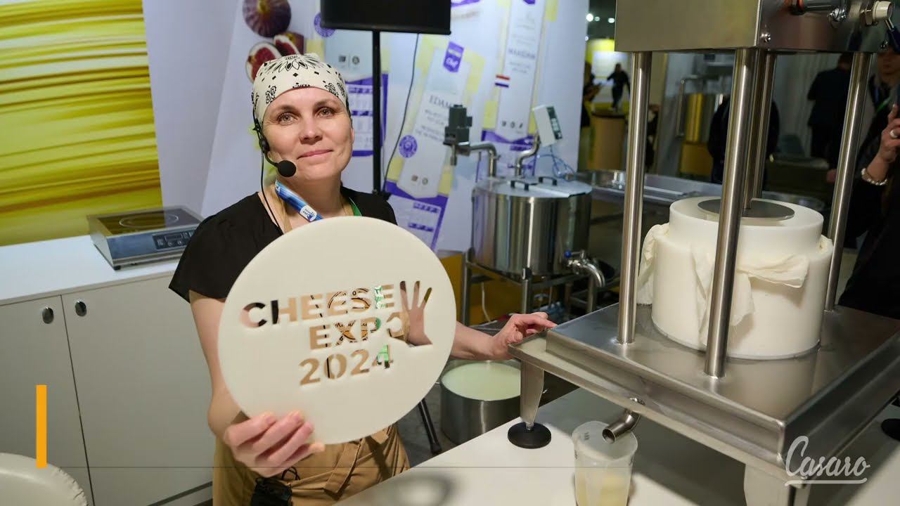 Мастер-класс Марины Каманиной. Изготовление твердого сыра по типу швейцарского в сыроварне CASARO.