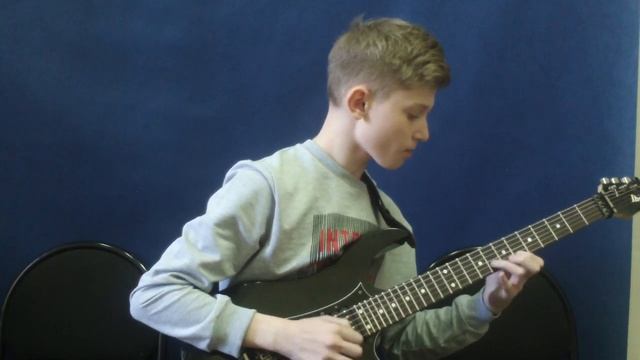 Баландин Валерий Сергеевич - репетитор по гитаре и синтезатору - видеопрезентация