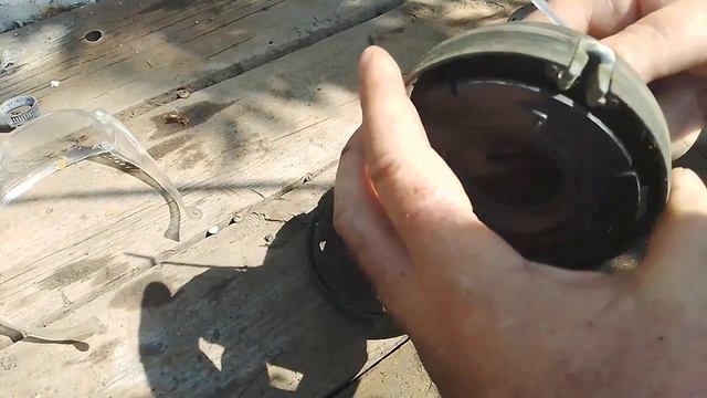 Два вида катушек для бензотриммера: разборная и неразборная