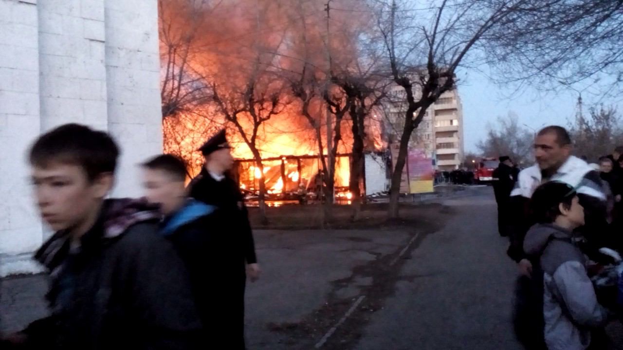 Пожар в Минусинске 25.04.2017 Часть 12