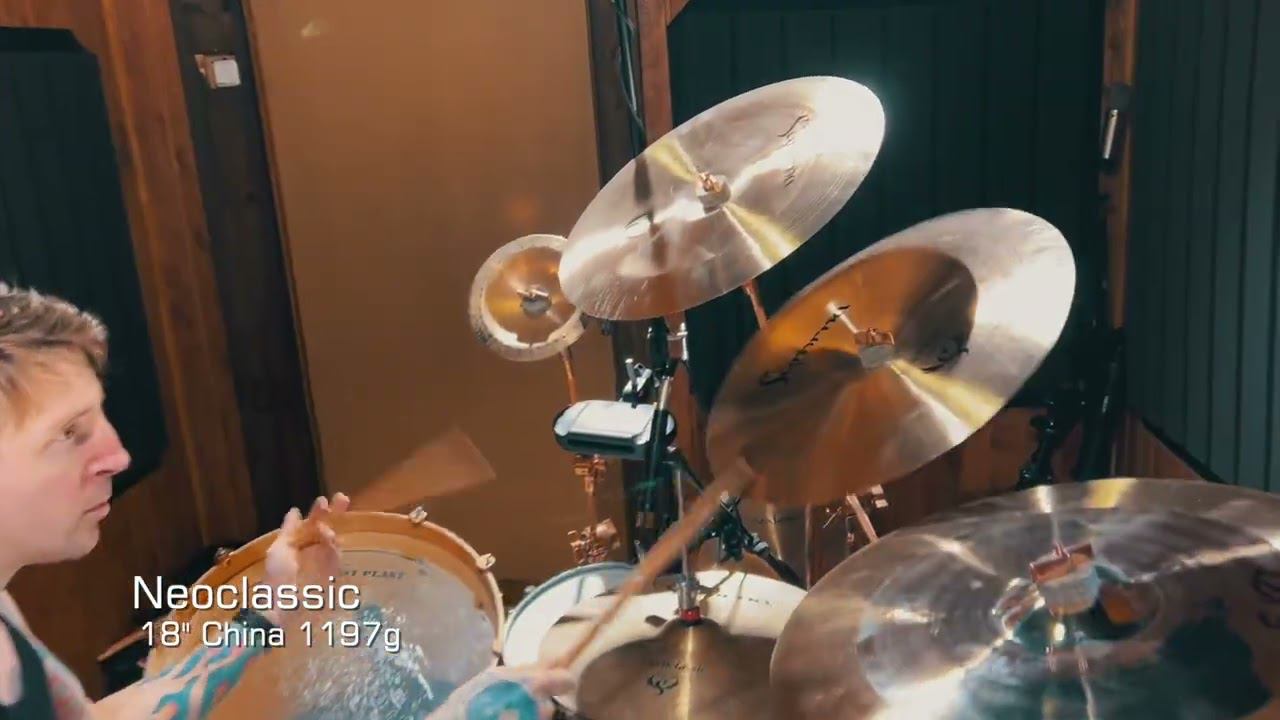 Syrmna - Neoclassic 18" china, 1197g