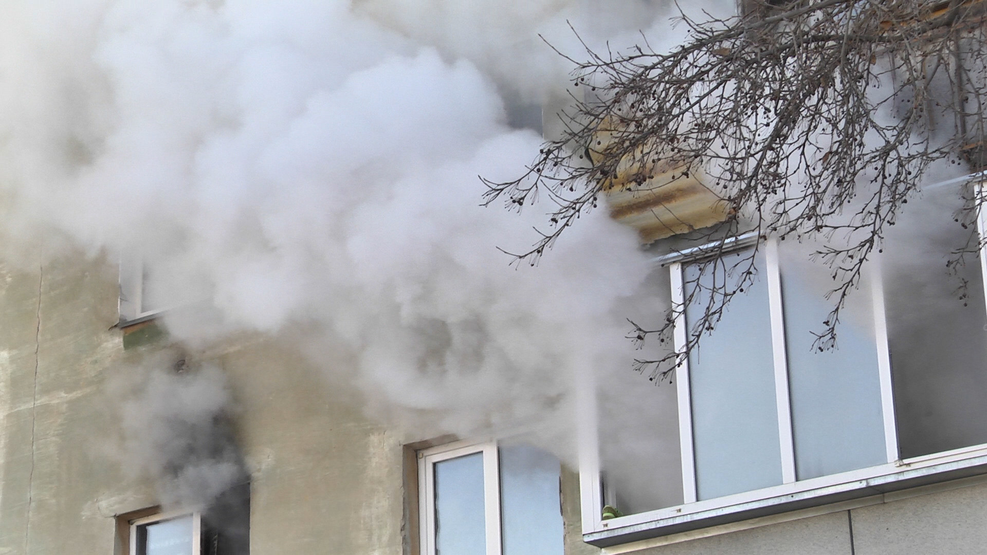 «Не думали, что так разгорится»: курганская семья погорельцев подробно о пожаре