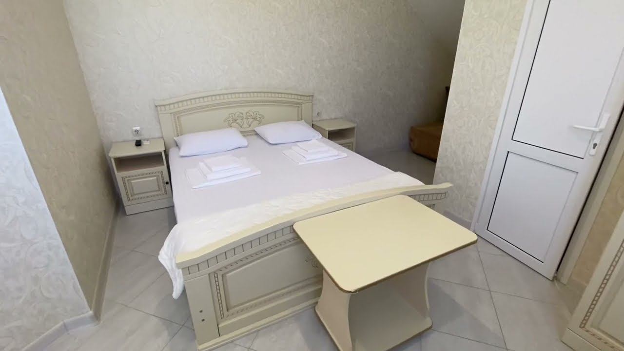 304/301/305 Трёхместный номер на 3 этаже - Гостевой Дом TELMAN Геленджик