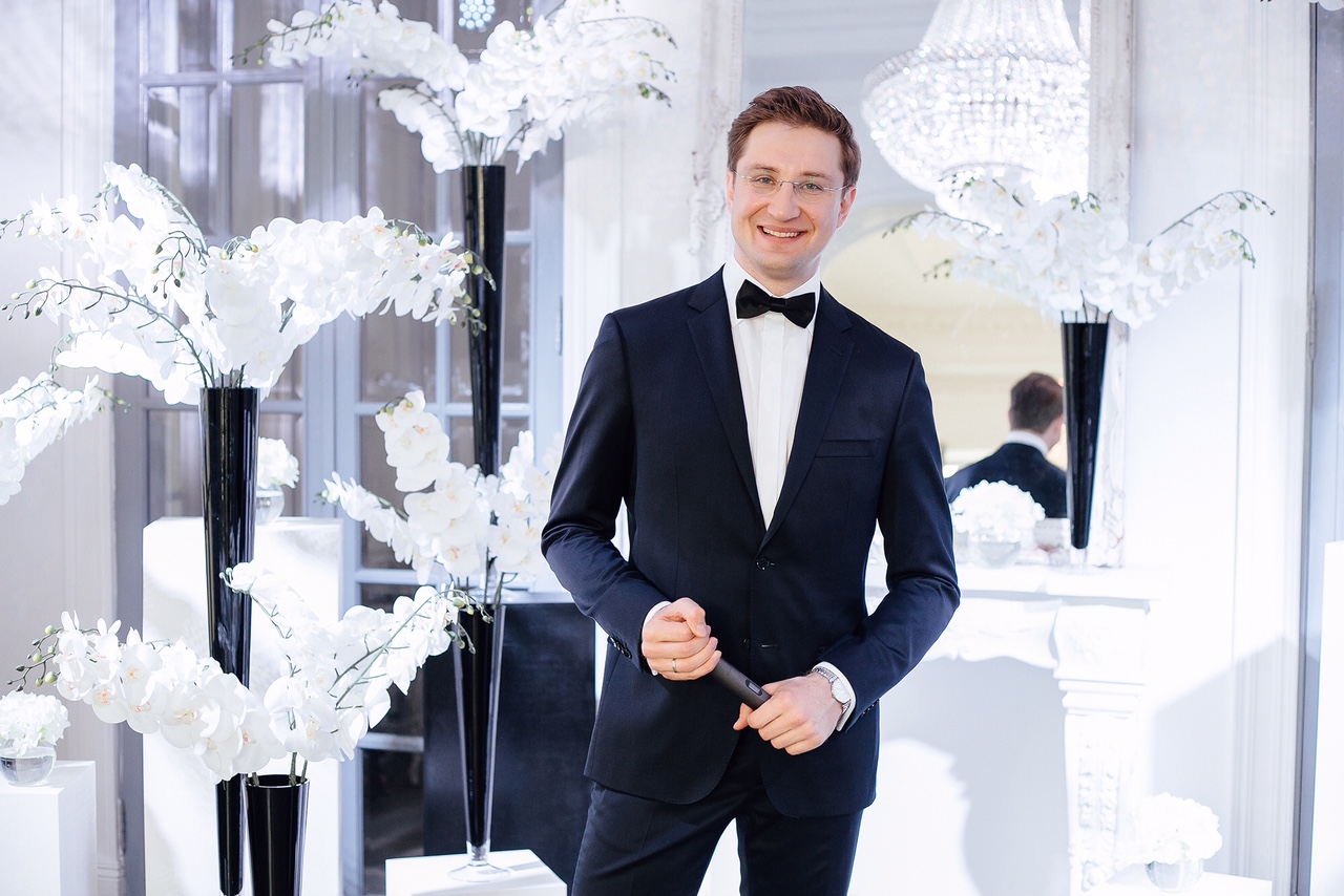 Свадебный ведущий Роман Акимов. Презентация ведущего. Три свадьбы. Три видеоотзыва.