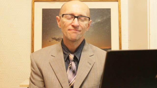 Стихотворение Михаила Лермонтова "Молитва". Читает Александр Сапрыкин.