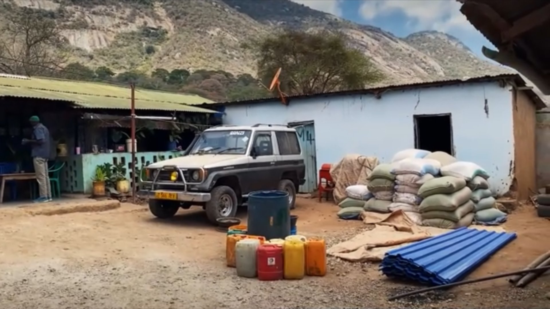 Добыча турмалин. Танзания.