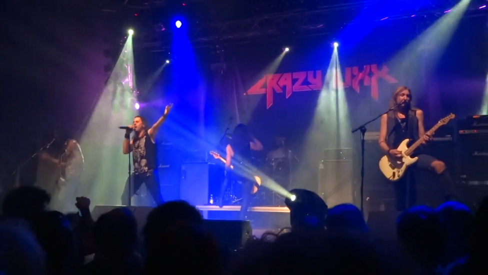 CRAZY LIXX - Riot Avenue (live at Frontiers Rock Festival 2014)