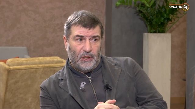 Актер Евгений Гришковец - я не люблю находиться в одиночестве