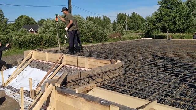 заливка бетонной плиты