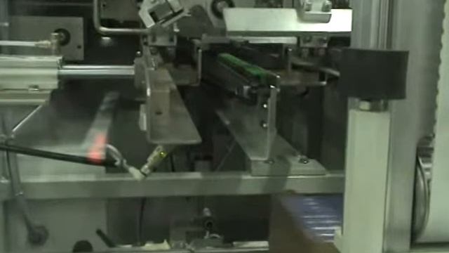 Линия для упаковки в лотки, производства SACMI.-(480p25).webm