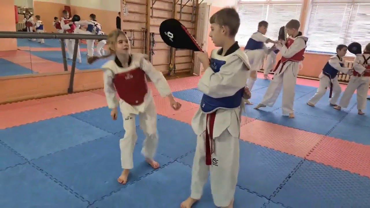 Епчаги нэрё двушка рука нэрё