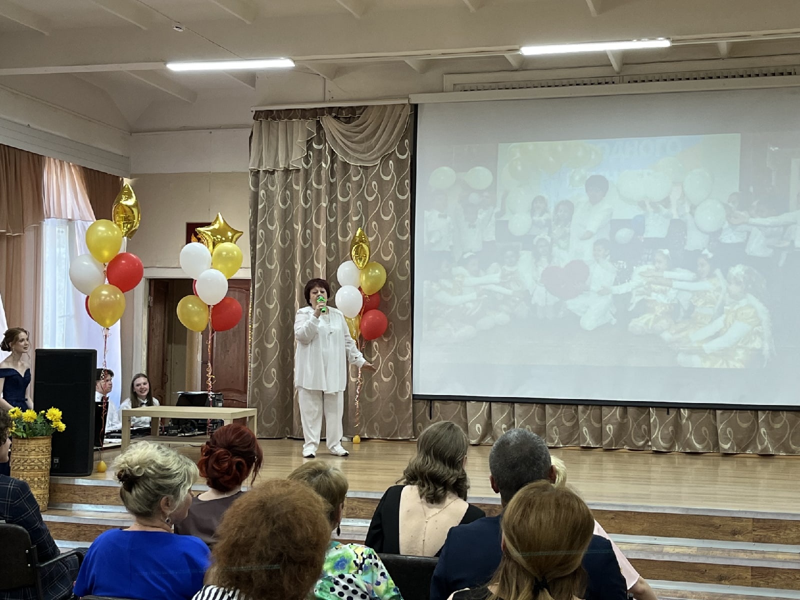 Выпускной 2022. Поздравление первого учителя