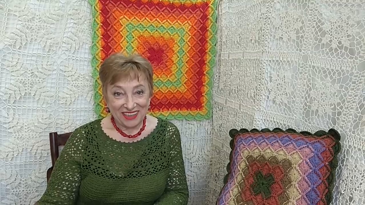 Подушка "Калейдоскоп". Мастер-класс по вязанию крючком от О. С. Литвиной.