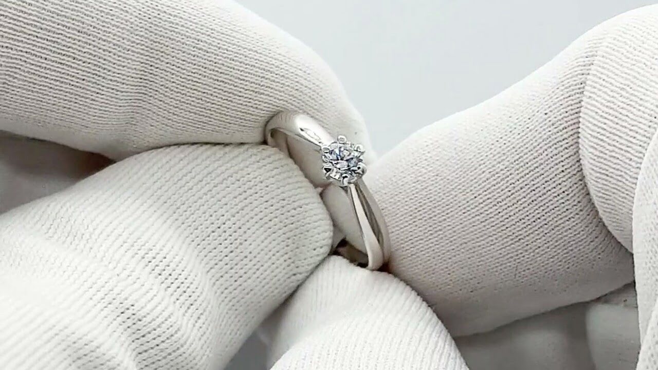 Кольцо бриллиант в шести лапках